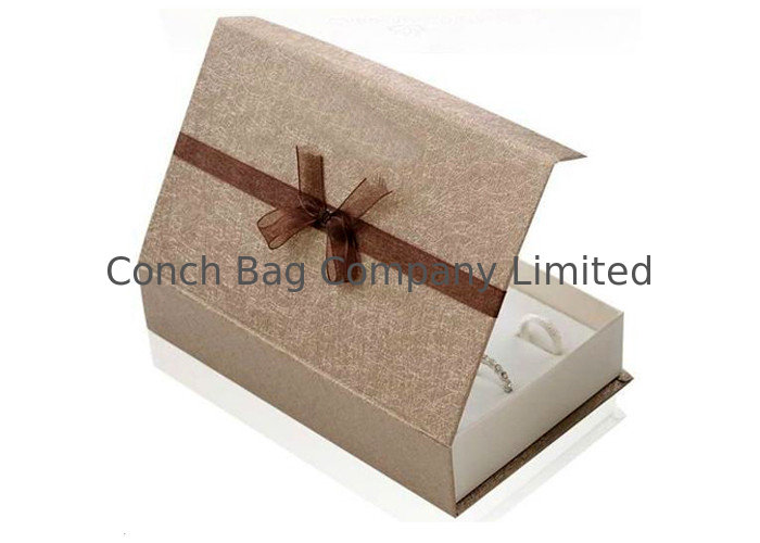 Magnetic Cardboard Box Foam Insert Fancy Paper Jewelry Ring Display Box