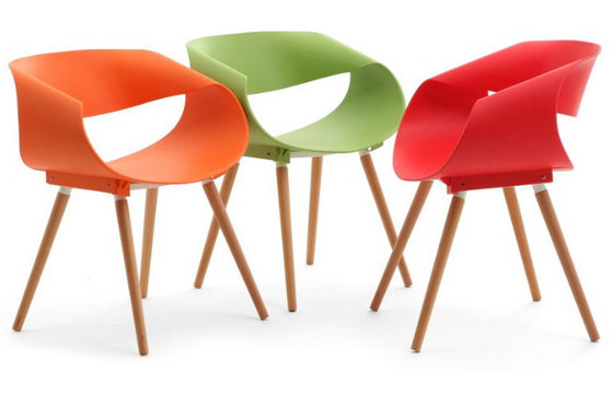 China plastic replica club dining chair furniture supplier