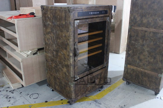 China classical old style antique low drinks cabinet supplier