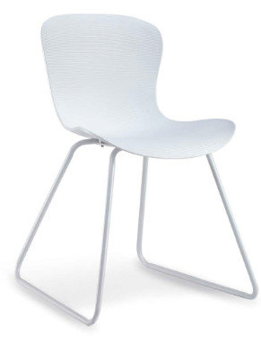 China modern PP dining chair with metal leg supplier