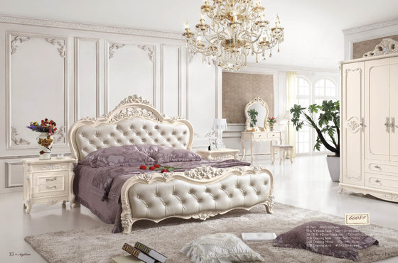 China luxury French style solid wood bed room set supplier