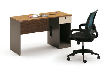 China modern office PC table/home office computer desk furniture supplier