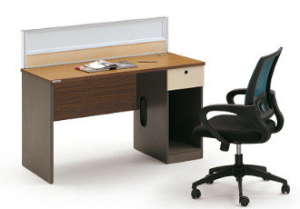 China modern computer table/computer desk/office staff desk with desktop partition supplier