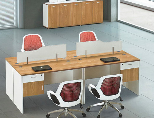 China modern 4 seats office workstation table furniture in warehouse in Foshan supplier