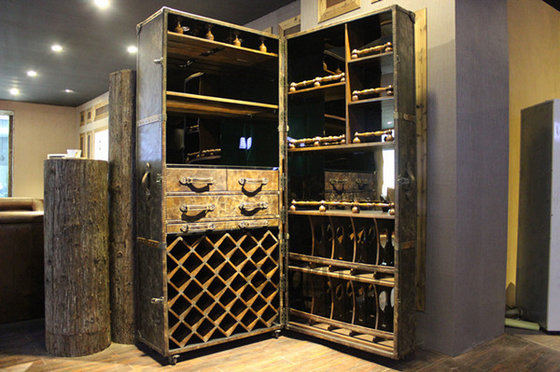 classical old style antique drinks cabinet supplier
