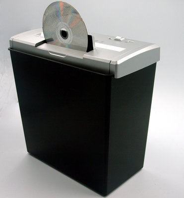 China Office paper shredder shred capacity 5 sheets size mini bin volume 10L supplier