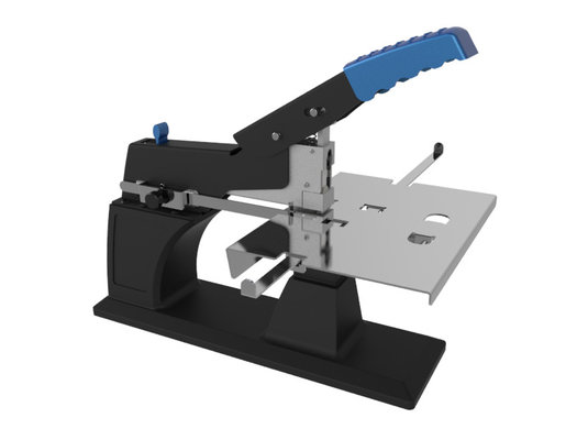 China Table Top Manual / Electric Booklet Stapler Single Head Energy Saving supplier