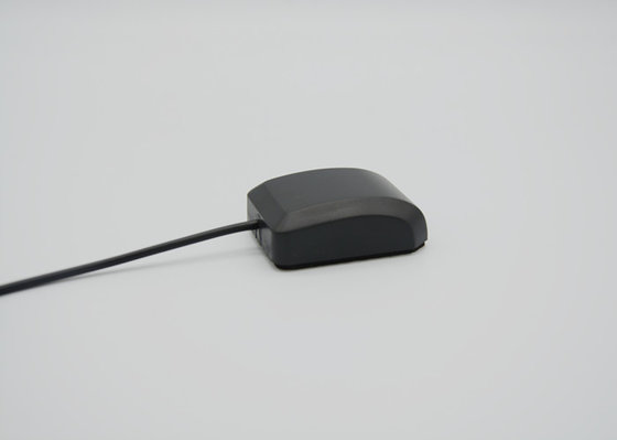 Outdoor Gps Glonass Antenna Indoor Dual Band Chip 2.0 VSWR Adhesive Base