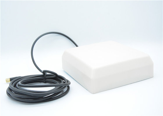 Adjustable Small RFID Antenna , 8DBi Outdoor Panel Antenna For UHF Reader