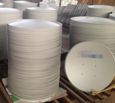 Outdoor Dish Vhf Uhf Digital Antenna Steel Board Material 60cm Dia With LNB