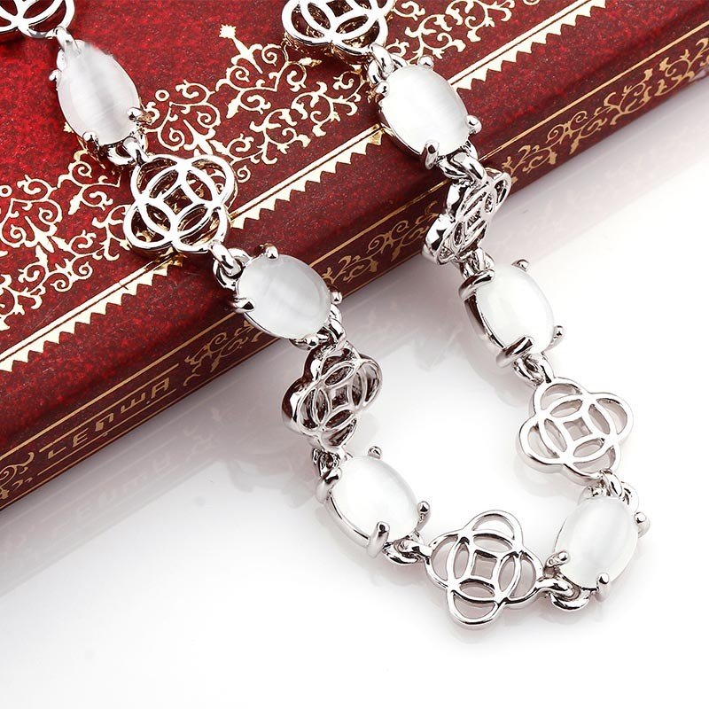 Ref No.: 341101 Prettily Flower Bracelet fashion accessories distributor costume jewelry catalog