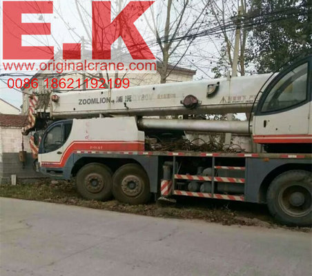 China ZOOMLION 70ton hydraulic jib crane mobile crane (QY70K) manufacturer