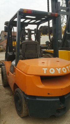 China Japanese TOYOTA diesel Engine forklift used diesel forklift 3ton (FD30) 7t, 15t forlift factory