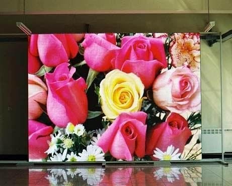 China High Brightness LED Display Advertising Signboard , RGB P4 Rental LED Video Wall supplier