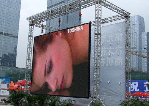China P6 Outdoor Full Color Rental LED Display Billboard , High Definition V60 / H120 supplier