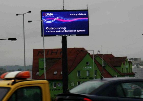 China Electronic P12 Led Outdoor Screen , High Resolution Rgb Led Panel Display supplier
