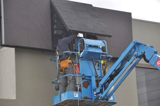 Waterproof Front Open Outdoor led display board for advertising , Super Clear Vision supplier