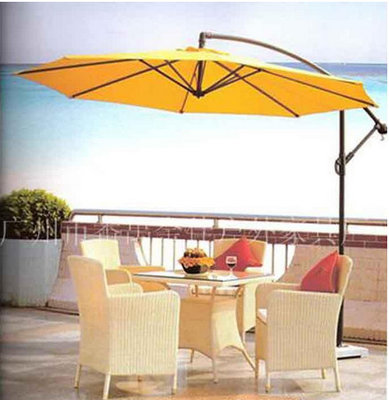 9ft Aluminum Offset Patio Umbrella Windproof , Banana Hanging Umbrella