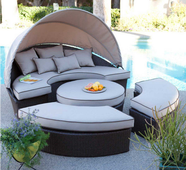 Luxury Resin Wicker Exterior Patio Furniture Rattan Round Outdoor Canopy Daybed