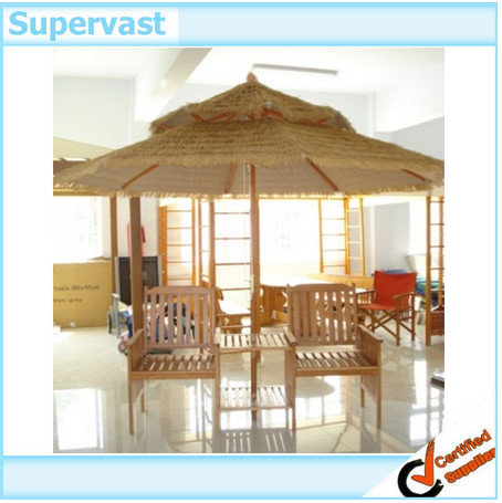 Sunproof Wood Patio Furniture Free Standing Patio Umbrellas / Patio Straw Thatched Beach Umbrella