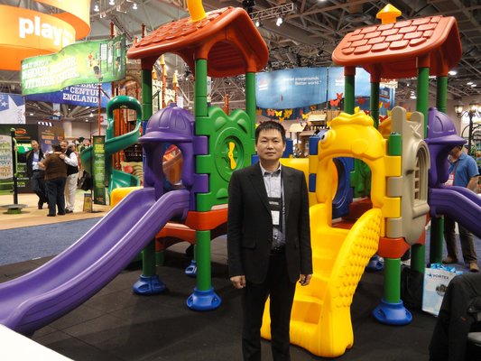 ISO9001 Spring Rocker Playground Toys 56 * 42 * 88 CM HDPE Plastic supplier
