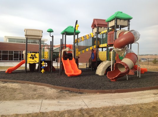 Amusement Park Outdoor Playground Type Plastic Playground Material slide supplier