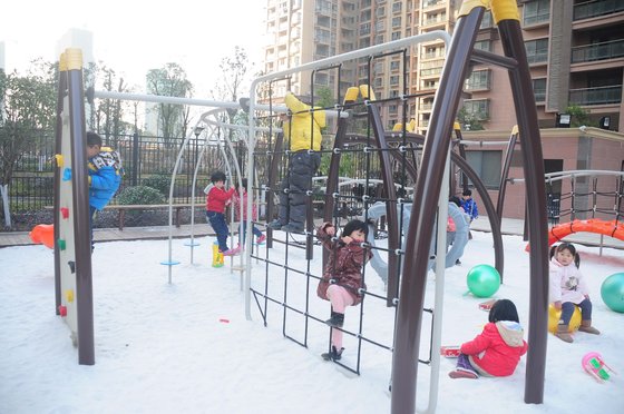 Non Toxic Kids Outdoor Gym Equipment Climber Durable Diameter 16 Mm For Kids supplier