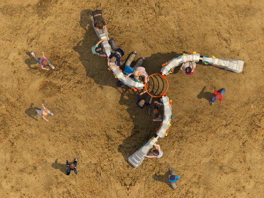 Plastic Kids Climbing Wall 620 * 20 * 250 CM With Rounded Edge supplier