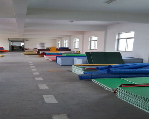 2016 Hot Sale PE Spring  Rider  with  Dog Shape for Children in Outdoor Playground supplier