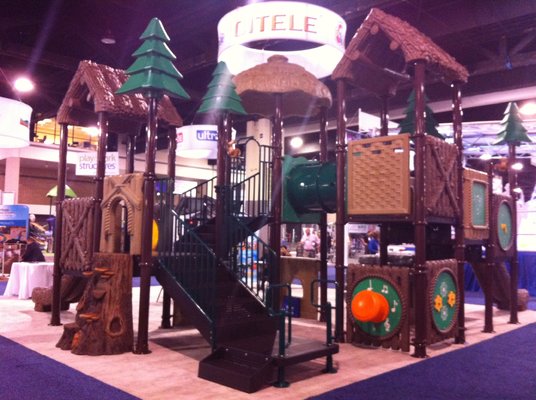 Outdoor Playground Type and Plastic Playground Material outdoor play area supplier