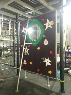 QITELE Climbing Wall Kids Outdoor Gym Equipment With Aluminum / Galvanized Post Material Parts supplier