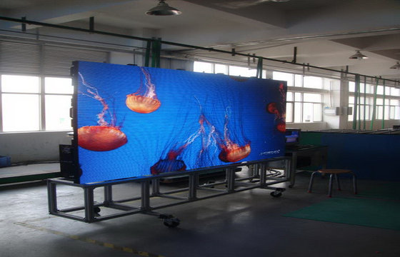 China Ultra Thin GS8 Outdoor Advertising LED Display 5mm Pixel Pitch RGB Video Signal supplier