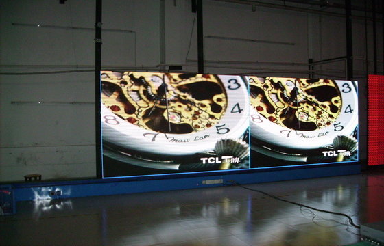 China Hanging structure Outdoor p10 SMD LED Screen For business establishments supplier