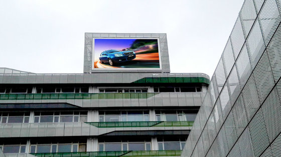 P10 Large Outdoor Led Display Screens High Refresh Rate IP68 On Roof Building supplier