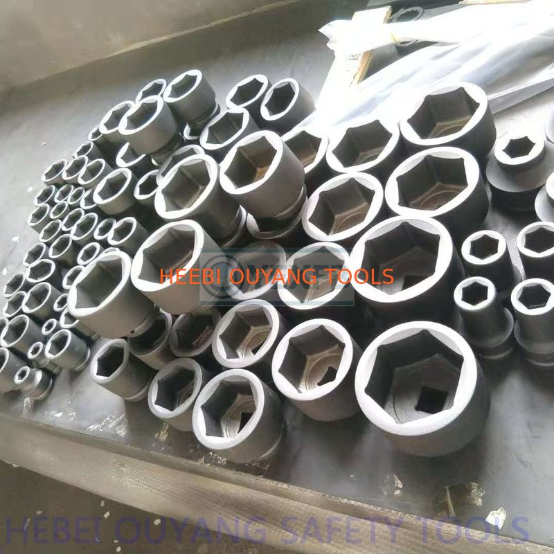 1-1/2" Drive 40CR-V Steel Impact Socket 90 mm,Punch Forged,Corrosion Resistant