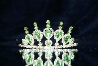 2 inch tall girls crown tiaras for USA pageant crowns and tiaras wholesale manufactuer of pageant crowns pai crown