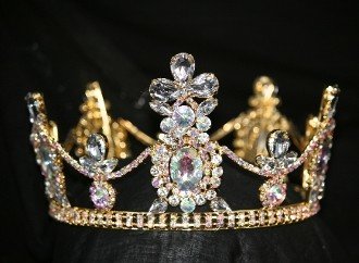 king crowns queen crowns pageant crowns round fully crowns and tiara wholesale jewley crowns yiwu pai crown jewelry