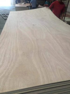 wholesale 3.5mm 5.5mm 6.5mm 8.5mm best price commercial plywood supplier