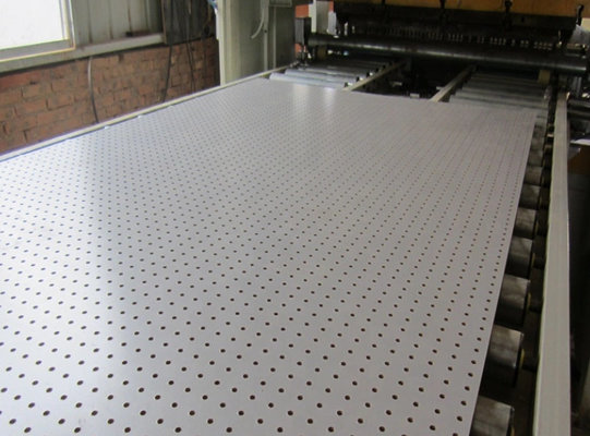 1220*2440*5mm Melamine MDF pegboard/perfotated board for display supplier