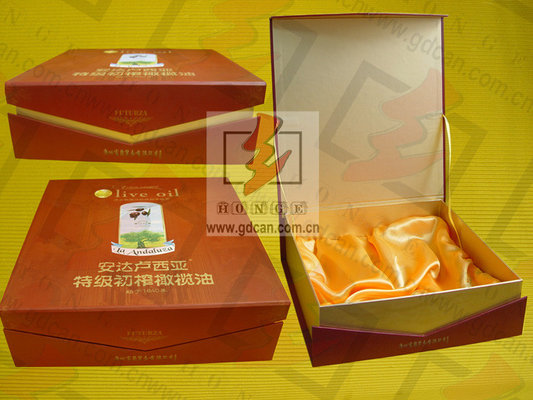 Recycled Folded Gift Boxes For Oil , Presentation Magnetic Gift Boxes