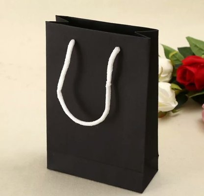 Custom Luxury Gift Garment Paper Shopping Bags With Logo Print