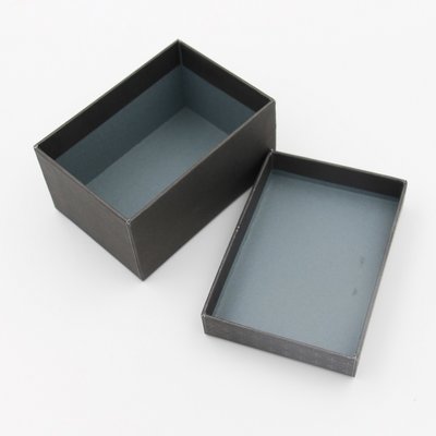 corrugated cardboard box