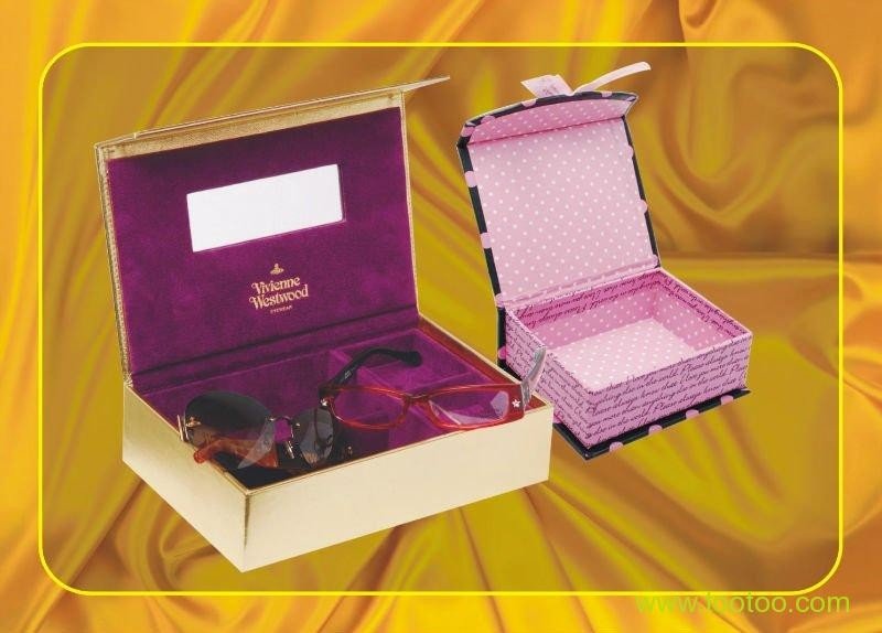 folding paper gift box Printed boxes , paper box,cloth box,sock box,skin care box