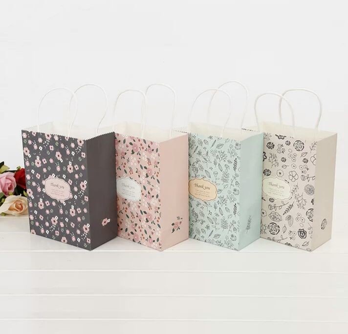 Custom Luxury Gift Garment Paper Shopping Bags With Logo Print