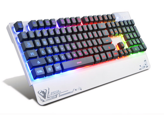Wired USB 3 color LED Pro Illuminated Gaming Keyboard For Gamer 104 Keys
