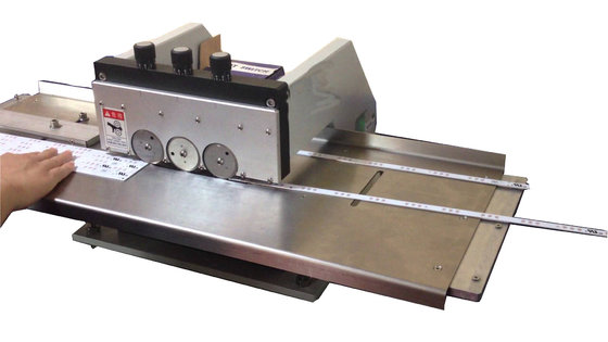 China 2400mm LED Board PCB Depaneling Router Cutting 5000 Slides LED Strip Per Day supplier