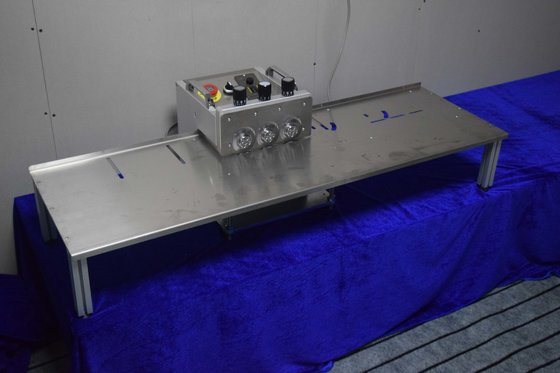 China Grey Aluminium PCB Depanelizer With Six Blades For LED Tube T8 Strip supplier