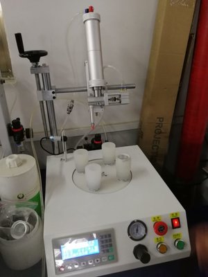 China Glue Dispensing Robot For LED Bulb Cap B22 E27 Lamp Cap Adhesive Dispenser supplier