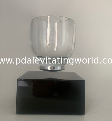 wireelss base rechargeable magnetic levitation cup glass X  Zero Gravity Drinkware display racks