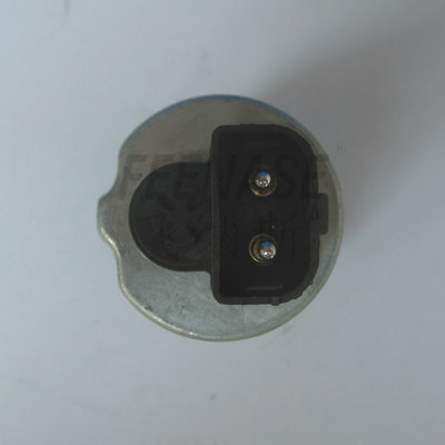 SCANIA Truck Instruments Oil Pressure Sensor 397946 VDO 61/6C
